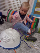 Golders Green nursery children explore threading