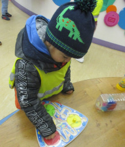 Liverpool nursery children visit local art gallery
