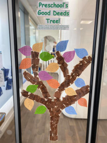 Canary Wharf nursery children create ‘Good Deeds Tree’ for Eid