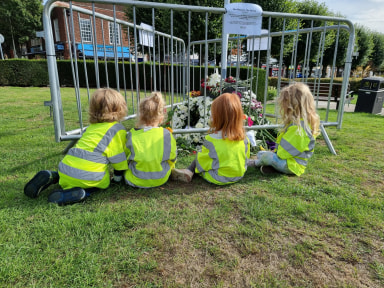 Paying tribute to the Queen at Rowan Tree Day Nursery