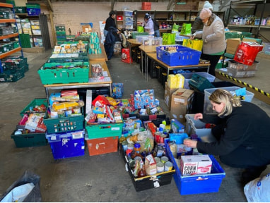 Food bank tree wins Grandir UK’s sustainable Christmas competition