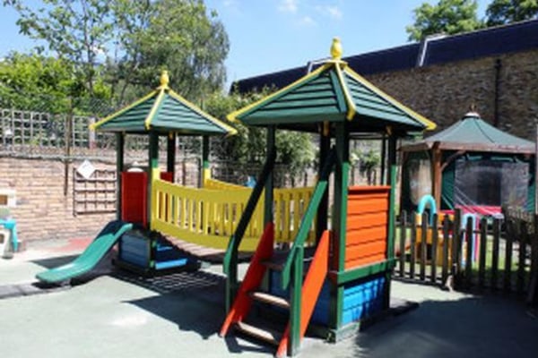 Buttercups at Ealing, 9 Florence Road, Ealing, London W5 3TU | 76 Reviews