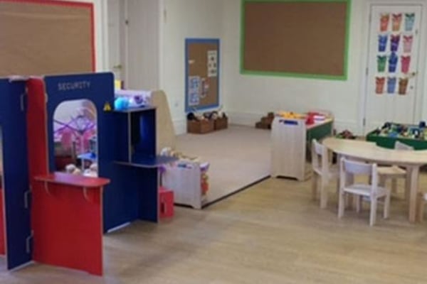 Kiddi Caru Day Nursery and Preschool Hanham, Hanham Hall, Whittucks ...