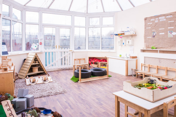 Holyrood Nursery Shaw, 35-39 Milnrow Road, Shaw, Oldham, Greater ...