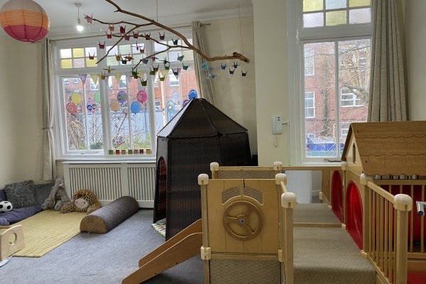 Dee's Day Nursery (Wimbledon) Ltd, 2 Mansel Road, Wimbledon, London ...