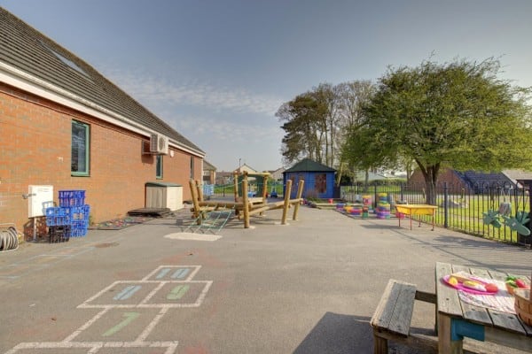 Partou Magic Tree Day Nursery & Pre-school, St Pauls School, Sundridge ...