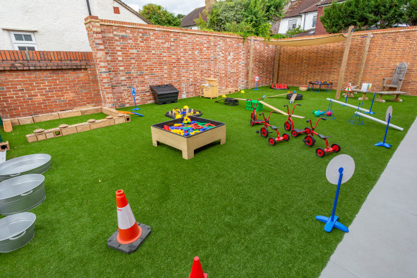 Fennies Nursery Oxted, Amy Road, Oxted, Surrey RH8 0PX | 13 Reviews